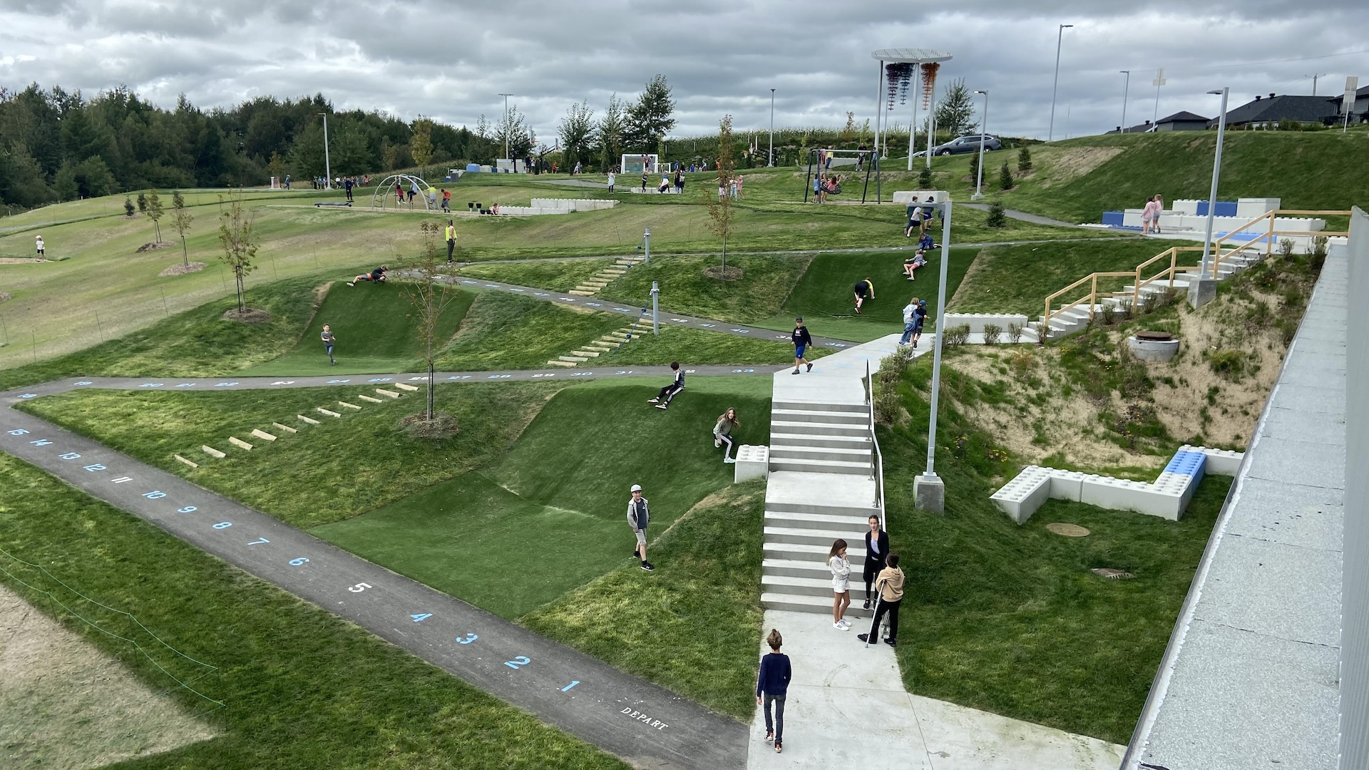 Inauguration de l'école l'Accueil de Scott | Radio-Canada Info