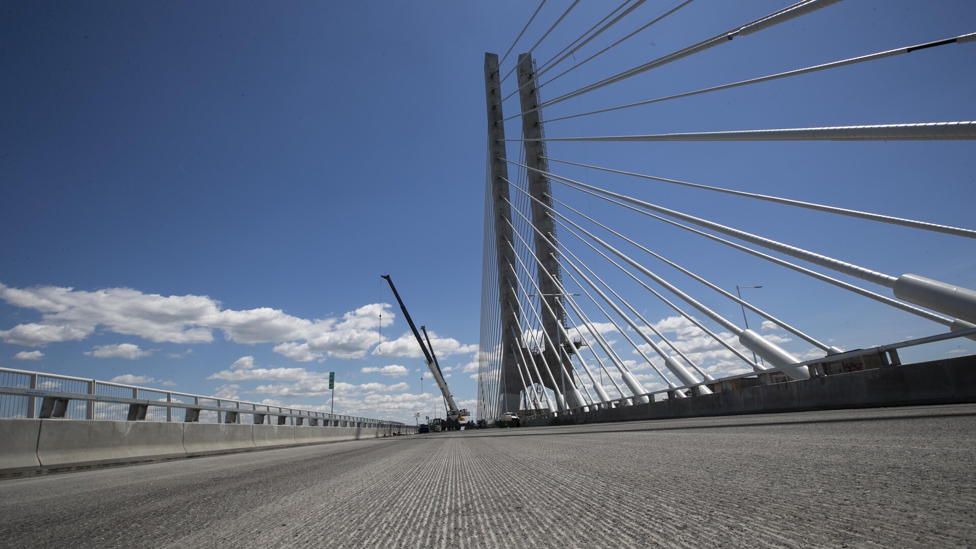 Le pont Samuel-De Champlain : une prouesse d'ingénierie | Info | ICI ...