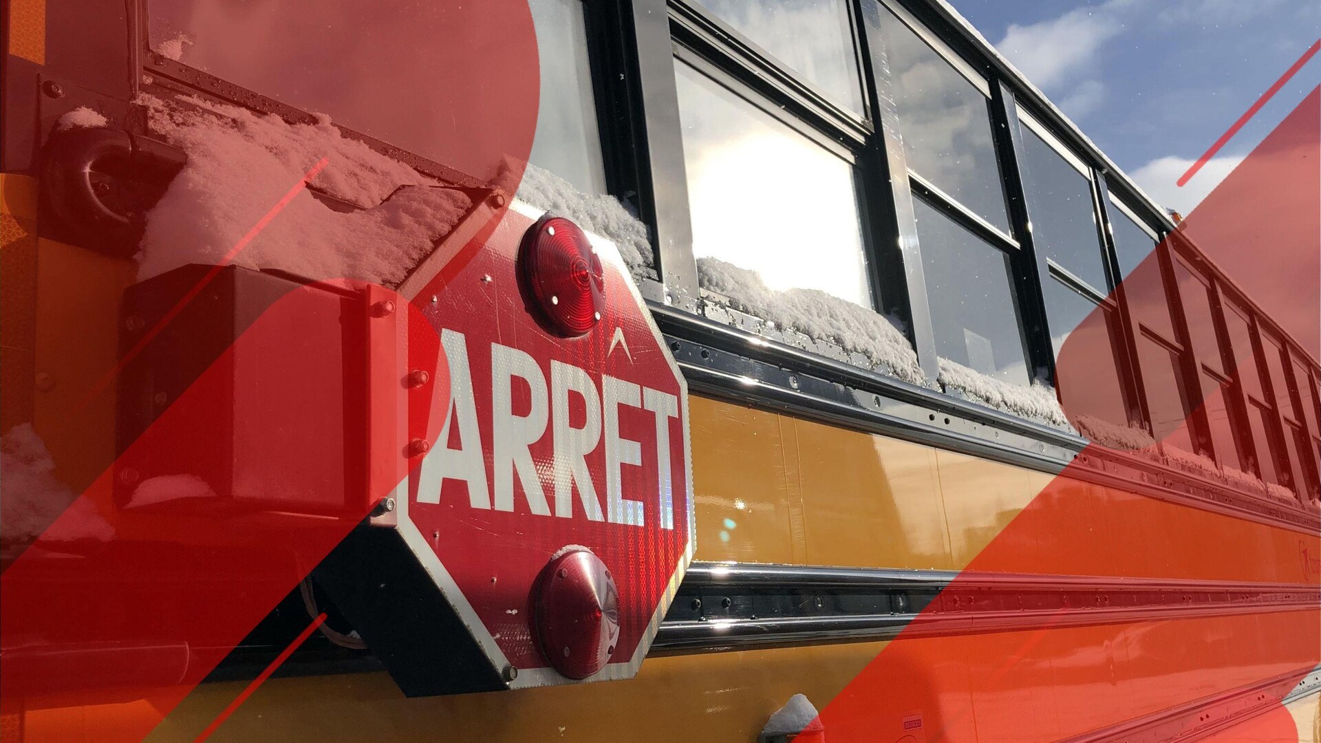 La campagne de sensibilisation à la sécurité autour des autobus « M’as ...
