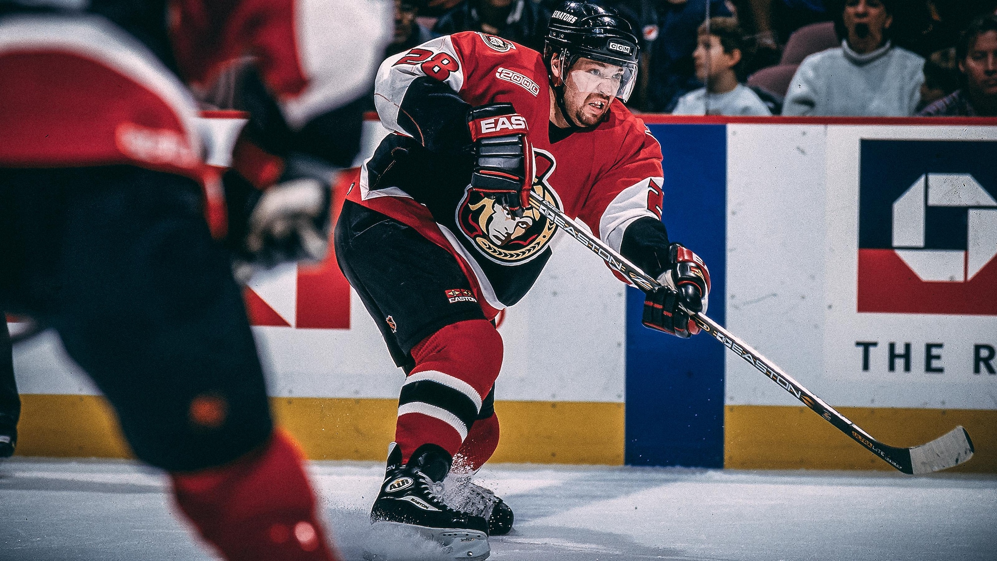 Joé Juneau - Le hockey pour aider les jeunes | Sports | Radio-Canada.ca