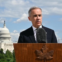 Dominic LeBlanc revient sur la rencontre entre Trump et Carney | OHdio ...