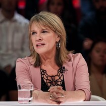 Josée Blanchette parle d’amour et de déviance dans Presque vierge | OHdio | Radio-Canada