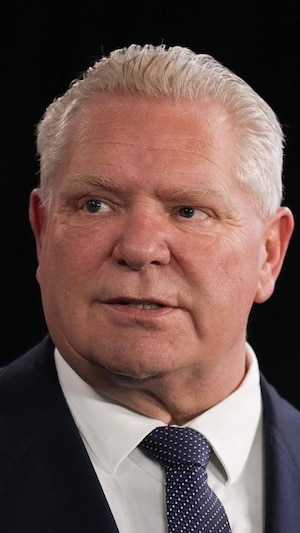 Bras de fer entre Doug Ford et Donald Trump | En bref | Radio-Canada