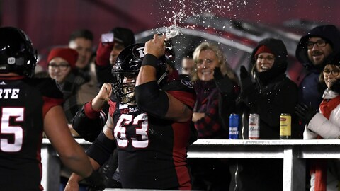 Fausses vestes des Hells Angels : « un jeu dangereux » | ICI.Radio ...