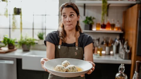 Épisodes | 5 chefs dans ma cuisine | ICI Télé