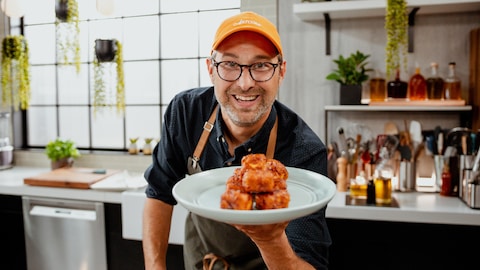 Épisodes | 5 chefs dans ma cuisine | ICI Télé