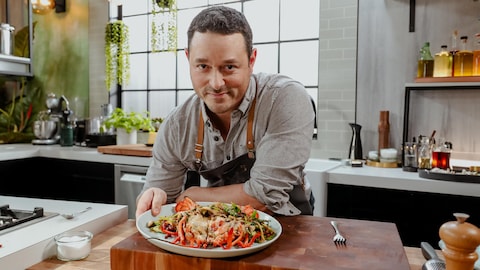 Épisodes | 5 chefs dans ma cuisine | ICI Télé