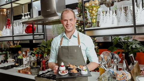 Épisodes | 5 chefs dans ma cuisine | ICI Télé