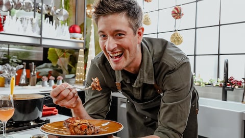 Épisodes | 5 chefs dans ma cuisine | ICI Télé