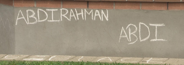 Mort d’Abdirahman Abdi : une « fracture » avec les Somaliens, dit la ...