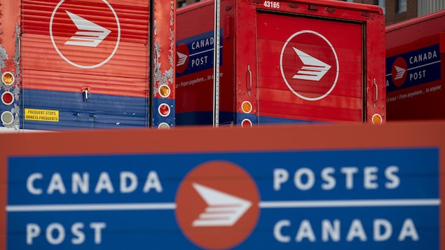 Small businesses gear up for another possible Canada Post strike ...
