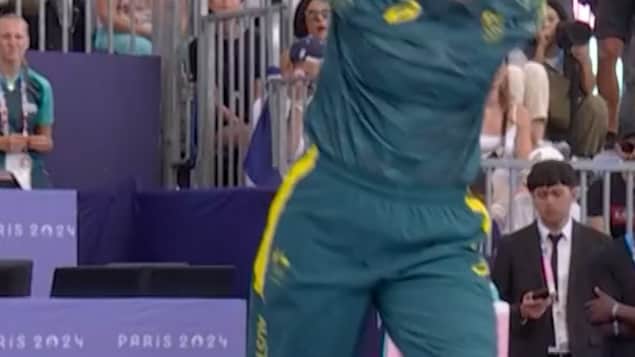 Le Comité olympique australien défend la breakeuse Rachael Gunn | Radio ...