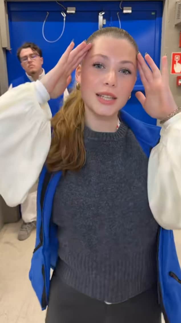 Non, cette star du Carrefour Laval n’est pas au Québec | En bref ...