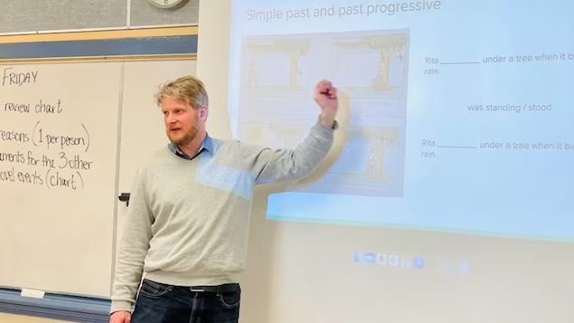 Saskatoon man finds joy as volunteer helping refugees | Radio-Canada.ca