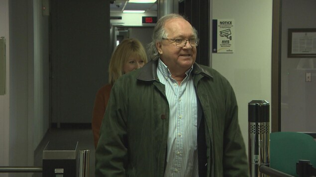 Bernard Valcourt clame avoir voulu accomplir son « devoir en tant qu ...