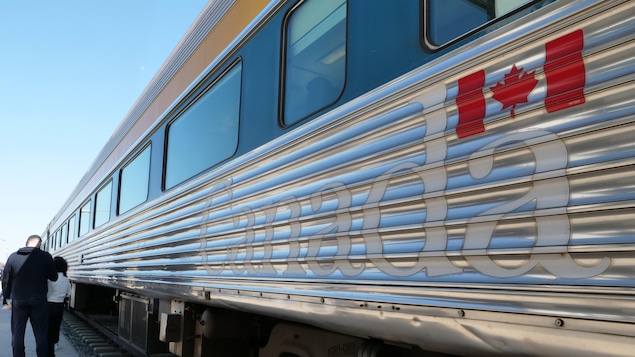 Le train, symbole d’identité nationale et de l’unité canadienne | Train ...