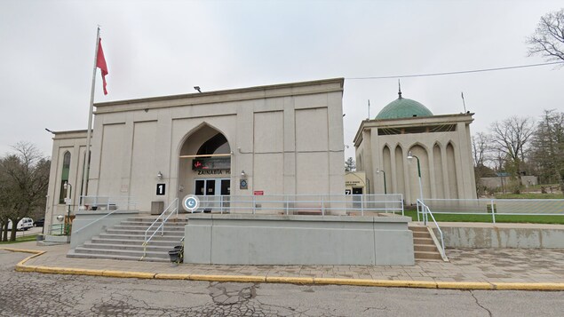 Arrestation pour un deuxième acte haineux contre une mosquée dans la ...