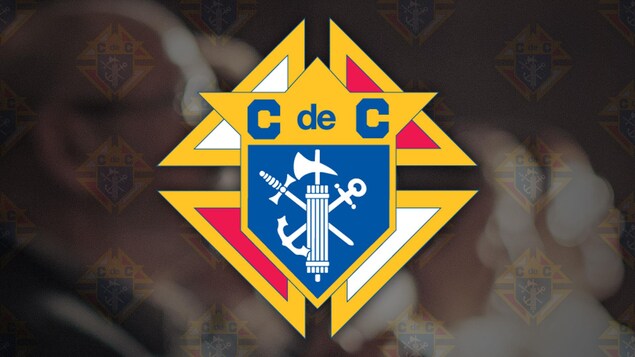 1000 $ en dédommagement à un chevalier de Colomb évincé | Radio-Canada.ca