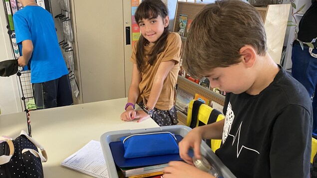 Première rentrée dans des classes modulaires pour des élèves de la ...