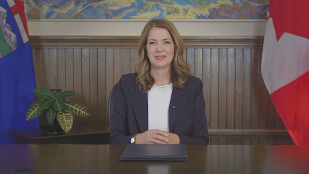 Alberta Premier Danielle Smith announces fall referendum on immigration ...
