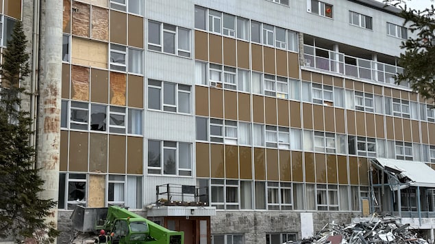 Collège de Saint-Damien : un soumissionnaire dénonce l’octroi du ...