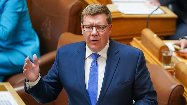 Scott Moe et la taxe carbone, un « bon coup de publicité » politique ...