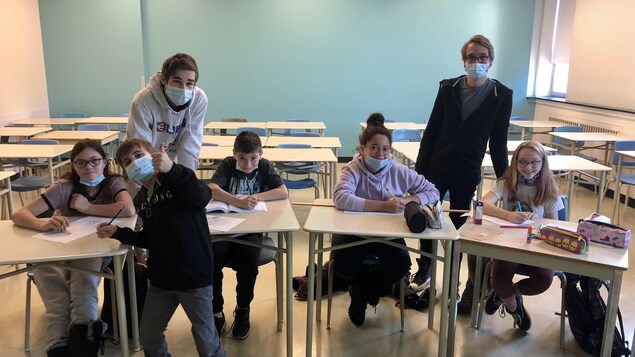 L’École des Grands du Cégep de Trois-Rivières en soutien aux écoliers | Radio-Canada.ca