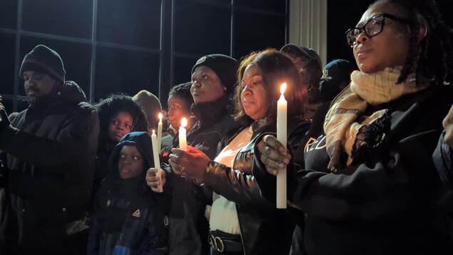 Une veillée aux chandelles en mémoire d’un étudiant tué à Saskatoon ...