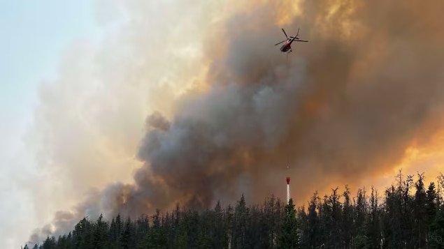 Wildfire nagbabanta sa Jasper National Park, bayan nagdeklara ng state ...