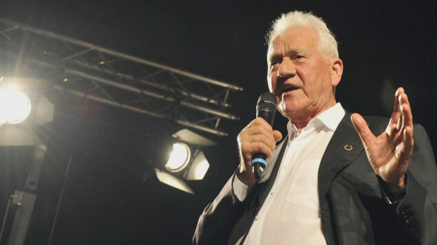 Qui est Frank Stronach, le milliardaire canadien accusé d’agression ...