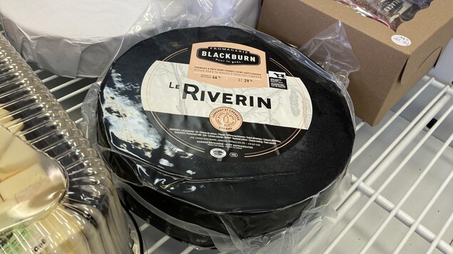Un fromage en l'honneur d'une centenaire à la Fromagerie Blackburn ...
