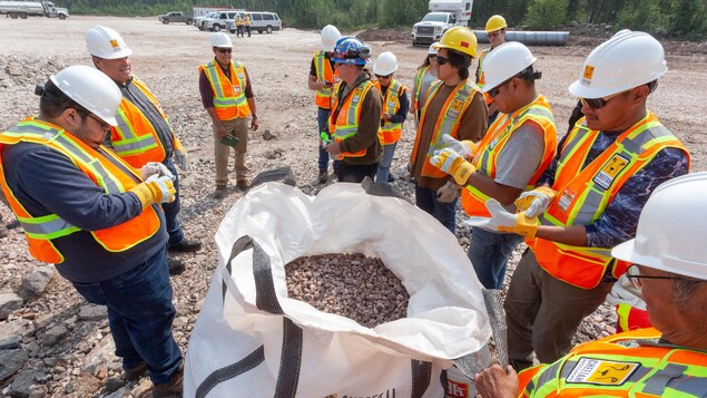 La première mine canadienne de terres rares livre ses premiers minéraux ...