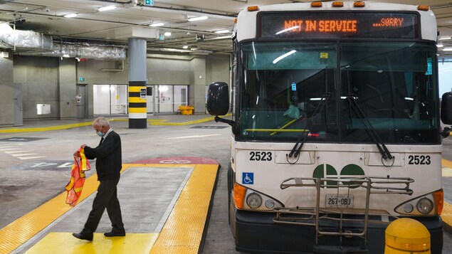 Reprise du service des autobus de GO Transit | Radio-Canada.ca