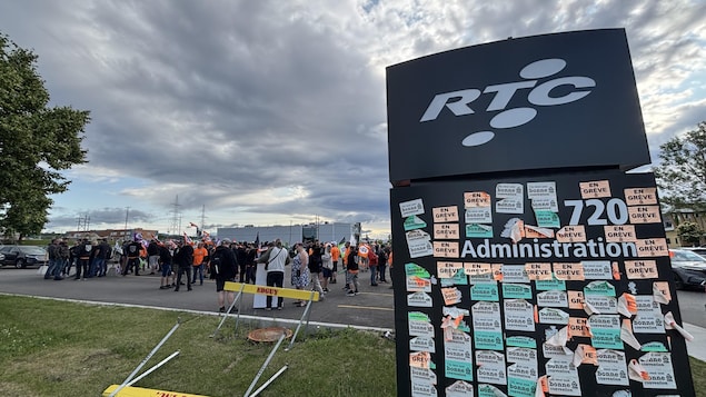 La grève a permis au RTC d’économiser 240 000 $ pendant le FEQ | Radio-Canada