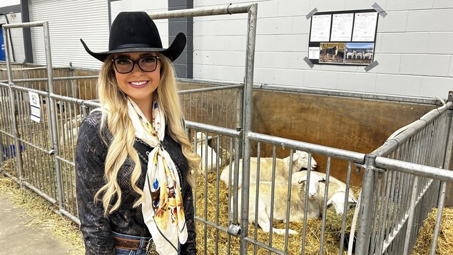 L’étudiante en soins infirmiers Abbey Harty couronnée Miss Rodéo 2025 d ...