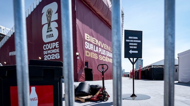 FIFA no longer letting fans bring refillable water bottles into World ...