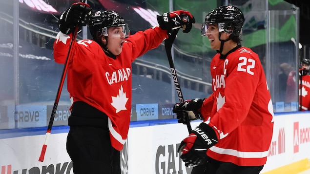 La famille de Jakob Pelletier vibre au rythme d'Équipe Canada | Radio ...