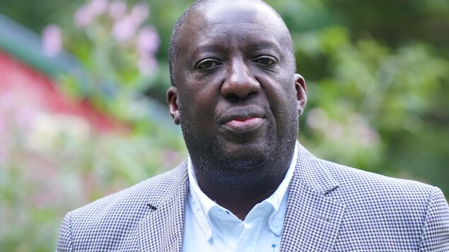 Le Dr Ngola A Lintention De Poursuivre Le Nouveau Brunswick Et La Grc Radio Canada