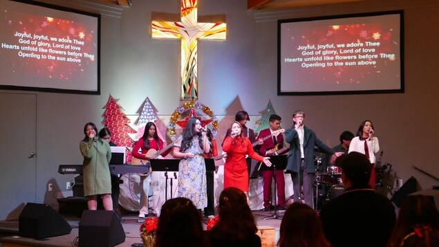 [Ulat] Light of the World concert inihandog ng komunidad ng mga Pinoy ...