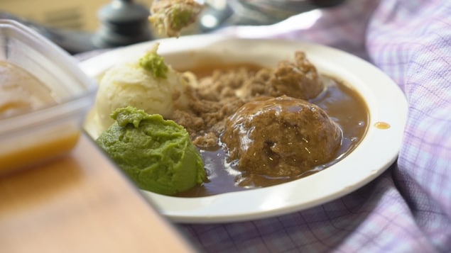 Comment rendre le « manger mou » plus attrayant en CHSLD | Radio-Canada