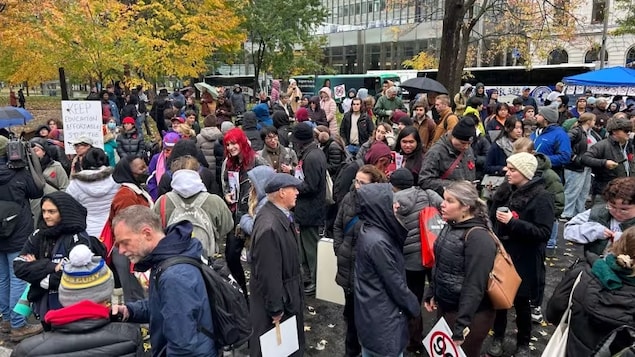 Students march in downtown Montreal to oppose Quebec’s tuition fee ...