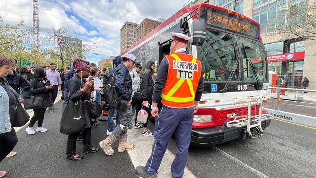 TTC union leader warns workers are ’ready’ to strike Friday | Radio ...