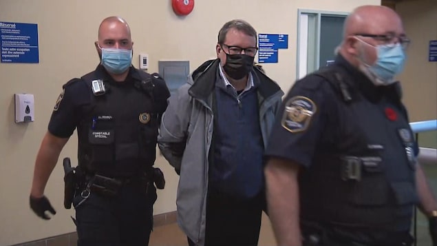 Michel Venne écope de 6 mois de prison pour agression sexuelle | Radio ...