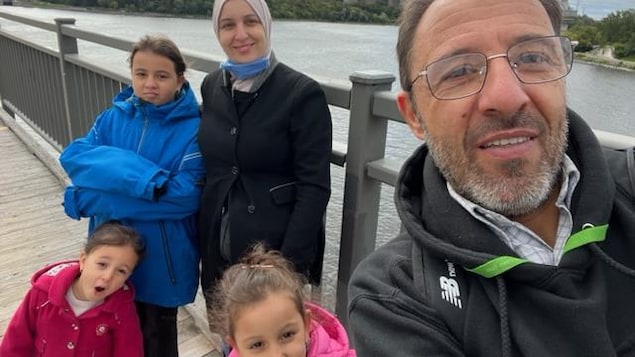 Des infirmiers recrutés à l’étranger en renfort en Outaouais | Radio ...