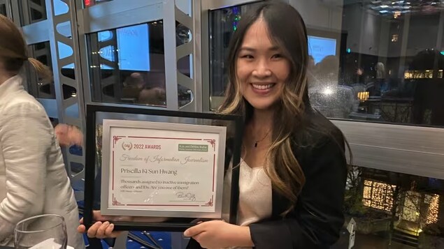 CBC Ottawa’s look into stalled immigration applications wins national journalism award | Radio ...