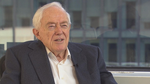 L'ingénieur et politicien Roger Nicolet est décédé | Radio-Canada