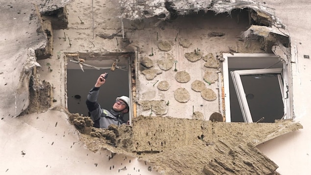 Ukraine strikes Moscow in biggest drone attack on Russia’s capital ...