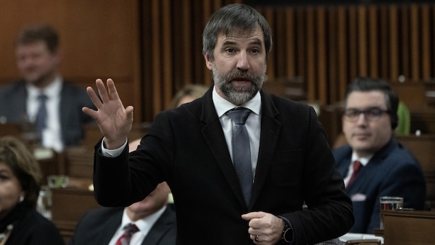 Oil and gas emissions cap at risk if Bloc and NDP trigger early ...