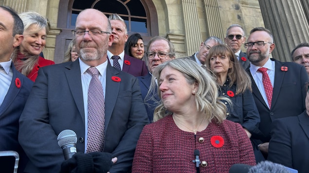 Susan Holt est assermentée première ministre du Nouveau-Brunswick ...