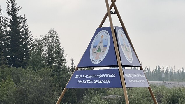 Aviso de evacuación para la comunidad de Edzo, en Territorios del ...